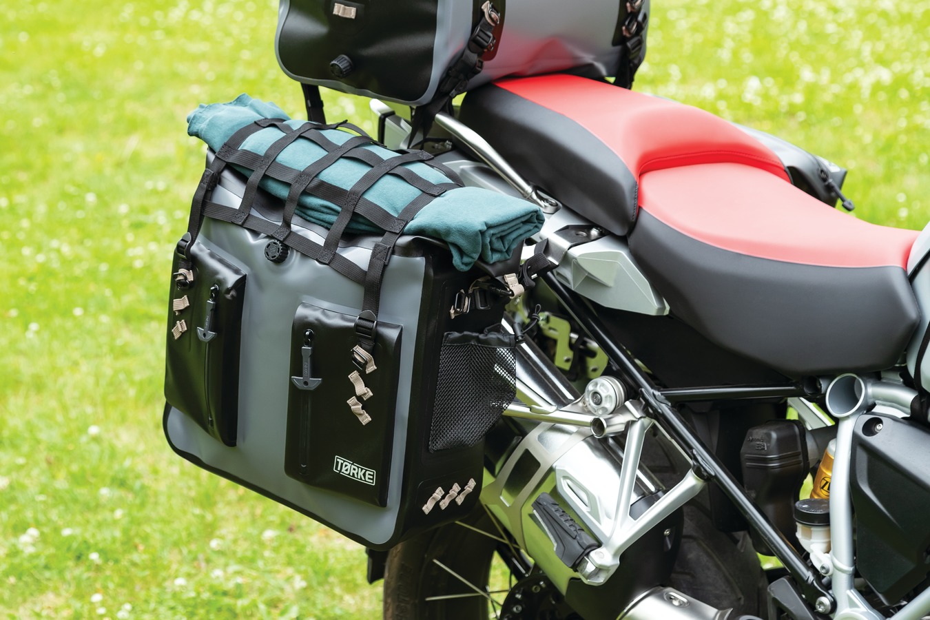 Kuryakyn Torke 24L Dry Saddlebag Panniers (5174) | ARH Custom USA