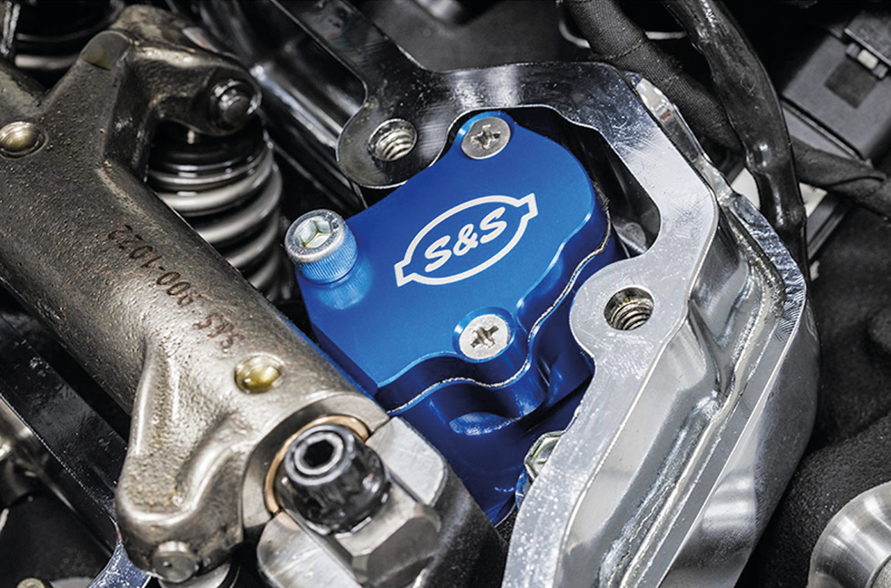 S&S Cycles Billet Cylinder Head Breather Kit For 2018-2024 Softail ...